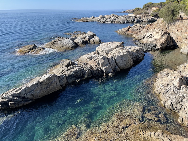 Le chemin de ronde de S’Agaro à Platja d’Aro – annima.fr